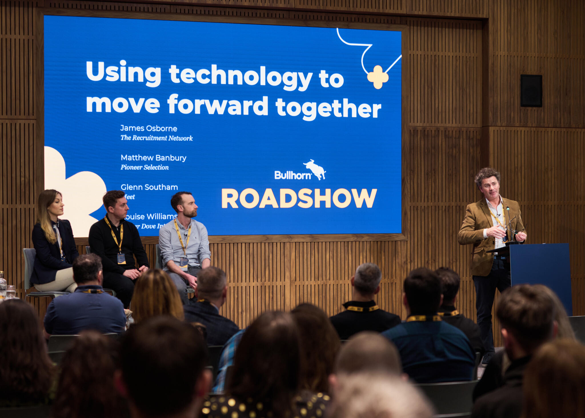 Using technology to move forward together - Bullhorn UK